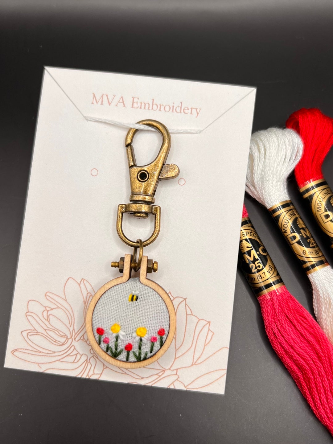 Mini Embroidery Flowers With Bee Keychain - Etsy