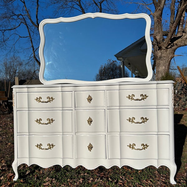 French Provincial Dresser - Etsy