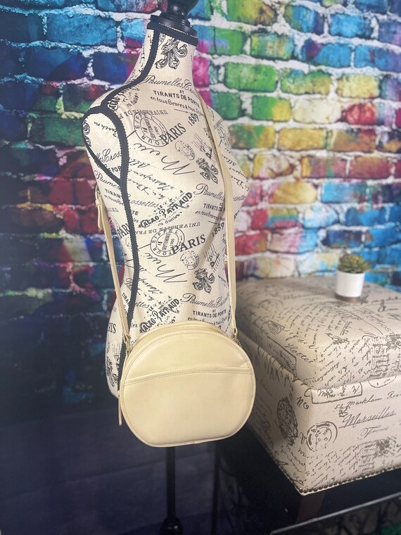 Coach vintage bone color - Gem