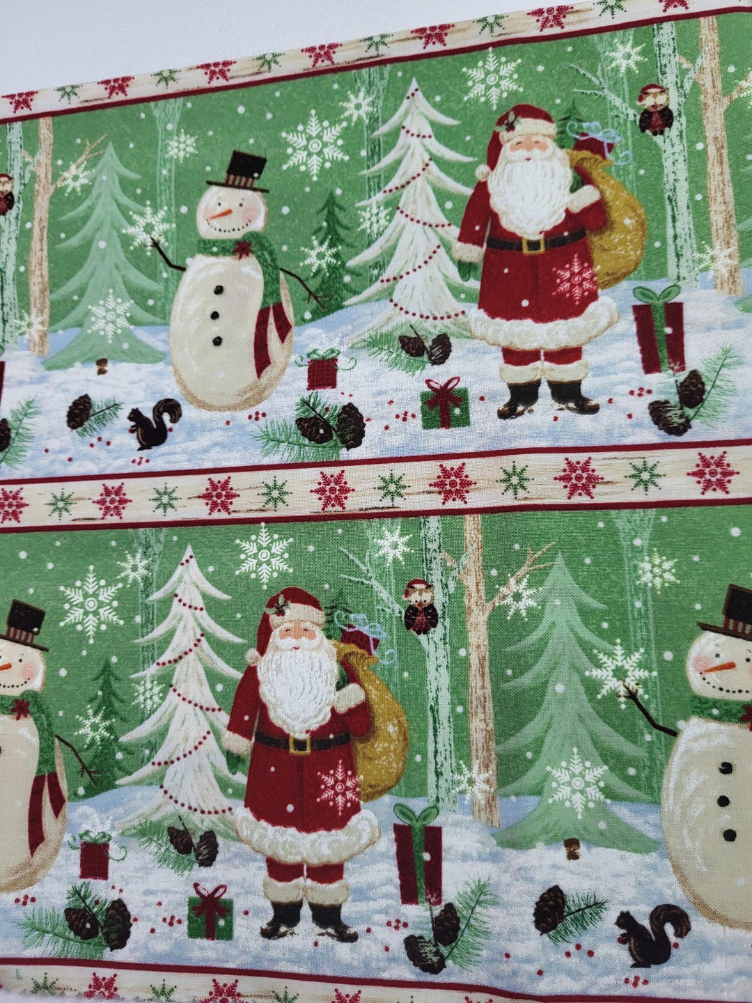 Sale Shop Closing Green Double Border Red Santa & Snowmen 2 Yards X 20 ...