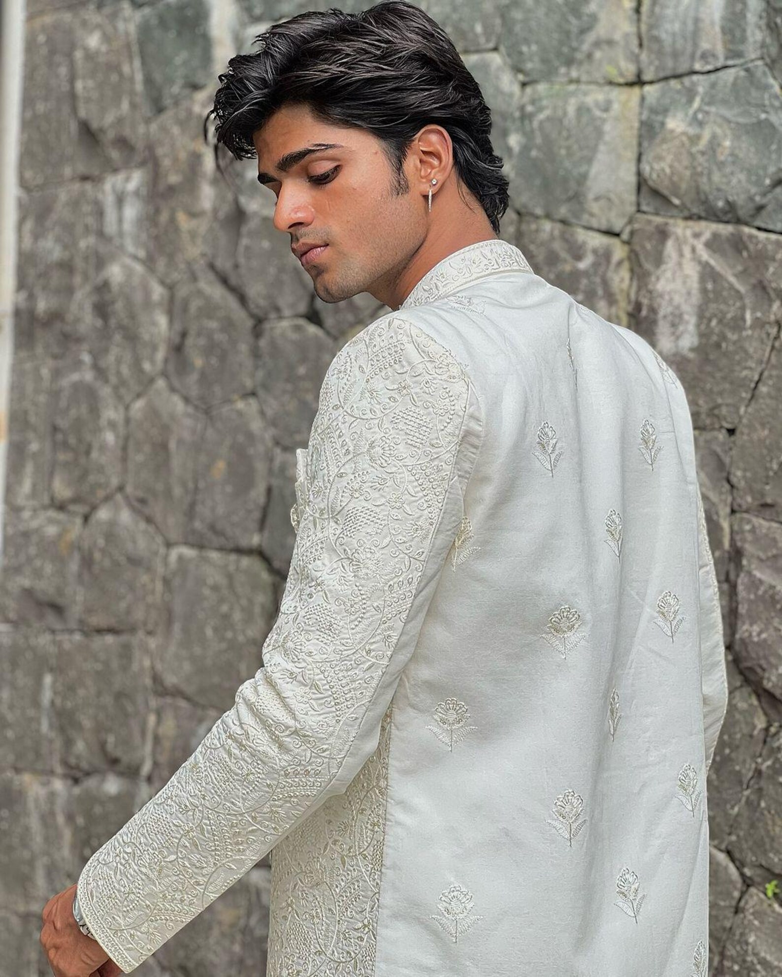 Men's White Silk Embroidery Shrug Set: Indowestern Groom Suit - Etsy