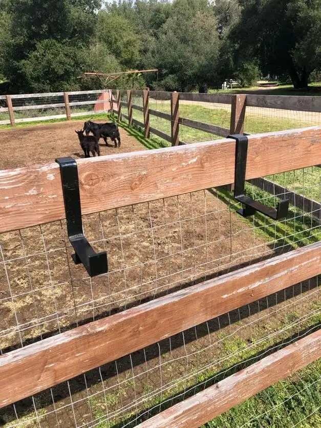 Garden Hanger the Box Stacker for 2 Inch Fences Hang Your Favorite ...