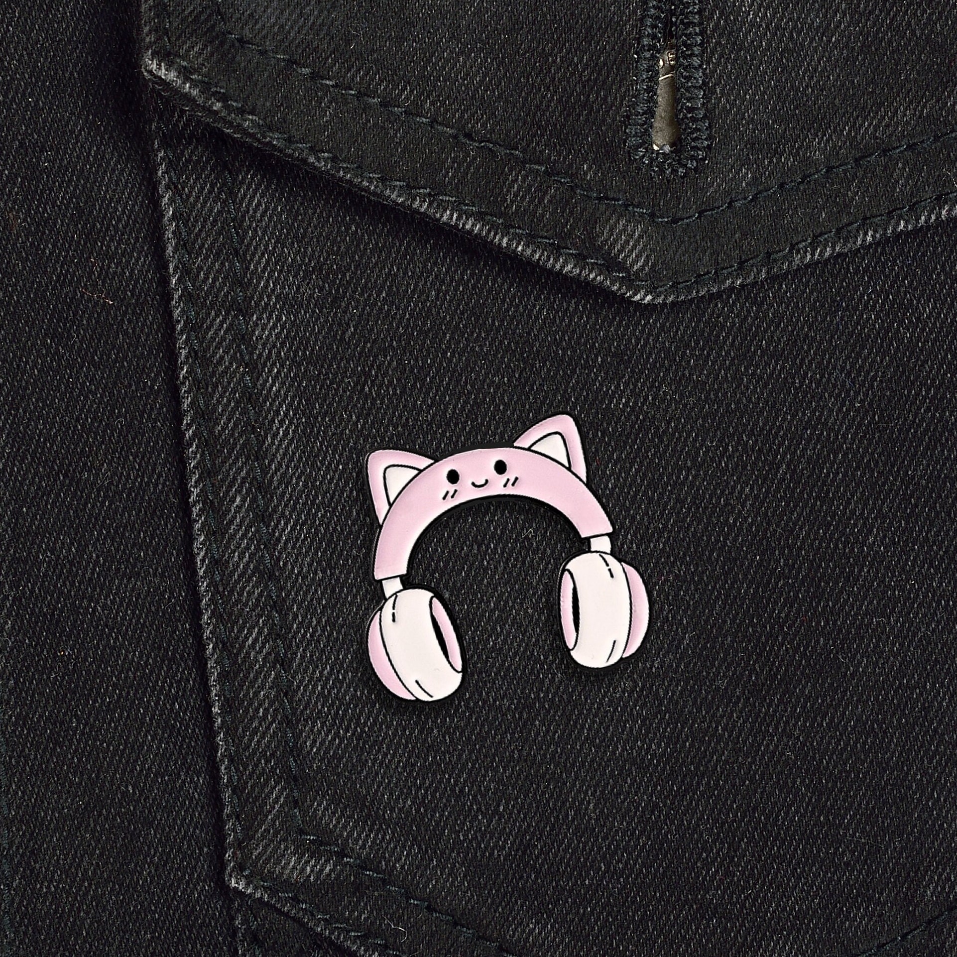 Cute Pink and White Kawaii Gamer Girl Cat Headset Enamel Pin Kitty ...