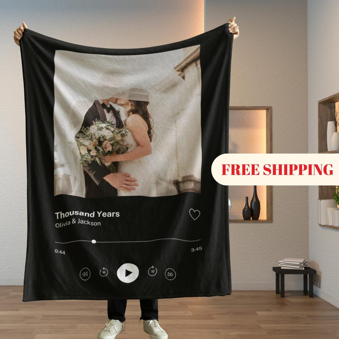 Personalized Photo & Song Blanket: Custom Couple's Gift - Etsy
