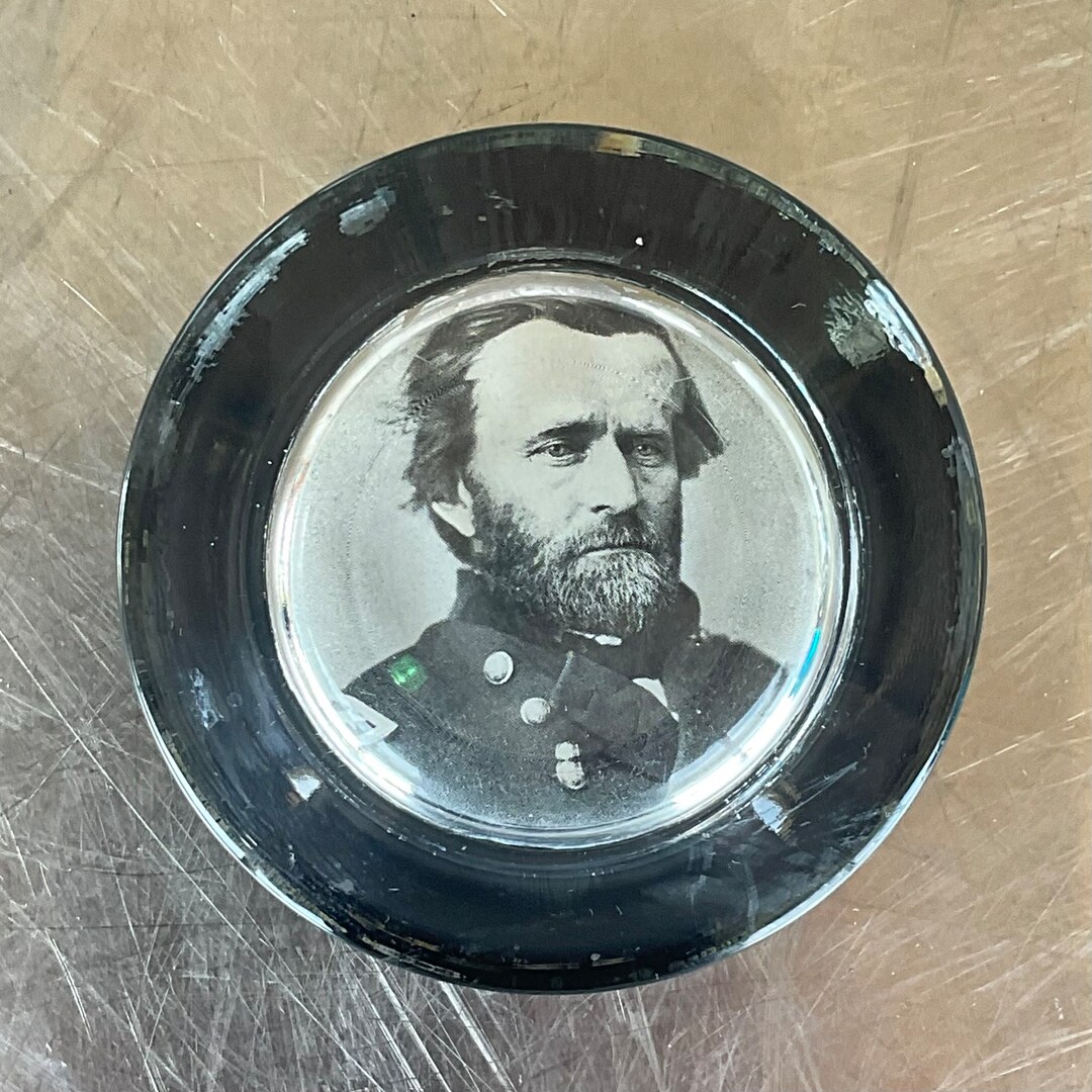 Vintage Black and White Paperweight - Etsy