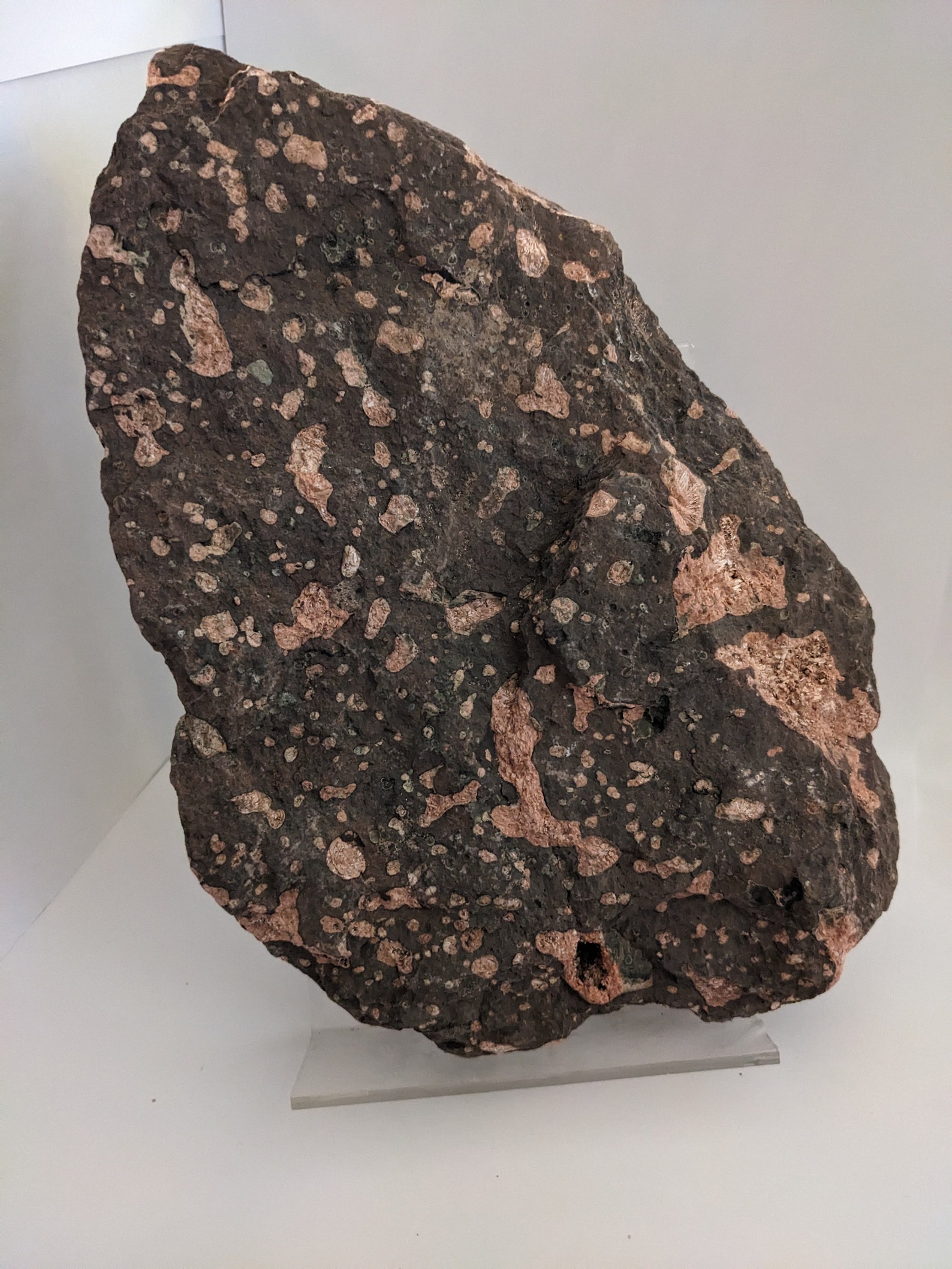 Large Amygdoidal Basalt With Laumonite - Etsy