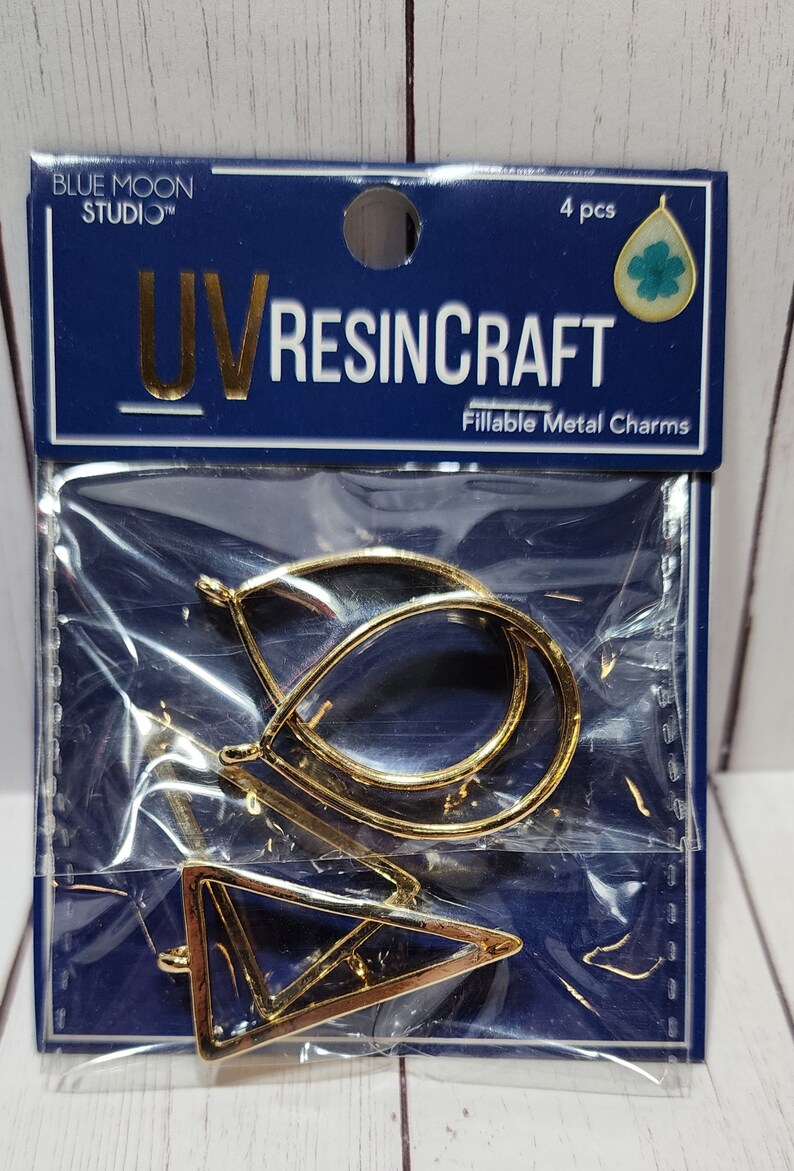 Blue Moon Studio UV Resin Craft Fillable Gold Tone Metal Charms 4 ...