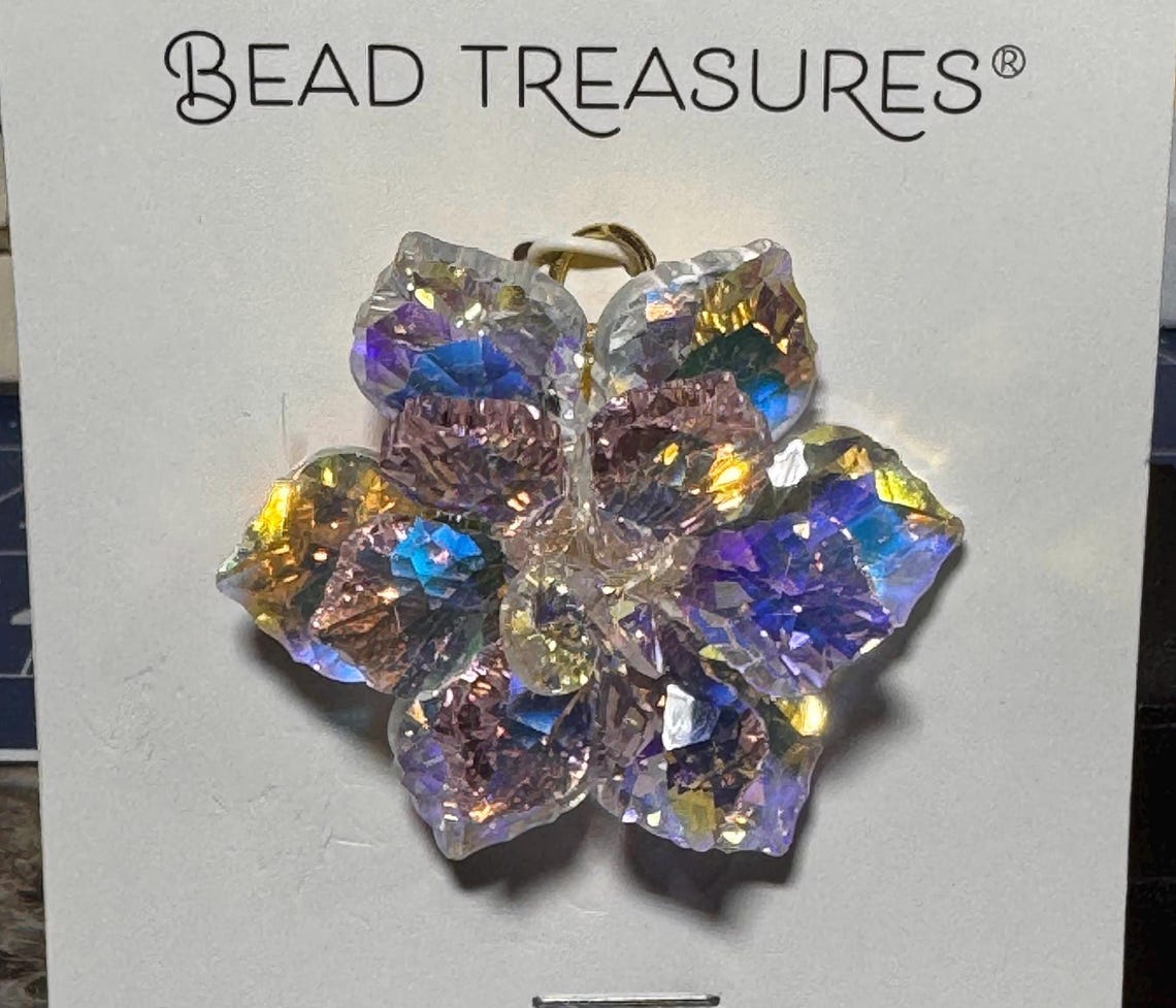 Bead Treasures Fancy Iridescent Colors Chunky Flower Statement Pendant ...