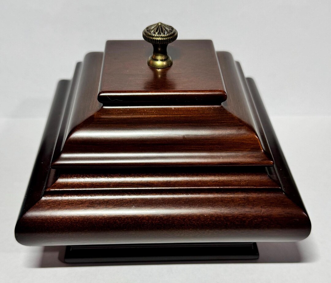 Vintage Bombay Company Wood Ring / Music Box Green Velvet Interior Made ...