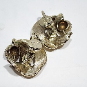 Vintage Signed Lisner Gold Tone Double Curved Feather Screw on Earrings ...