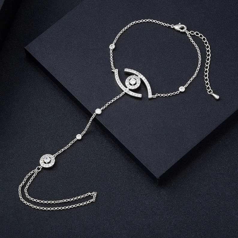 CUPID'S EYE HANDCHAIN Adjustable Hand Jewelry, Sophisticated and Party ...