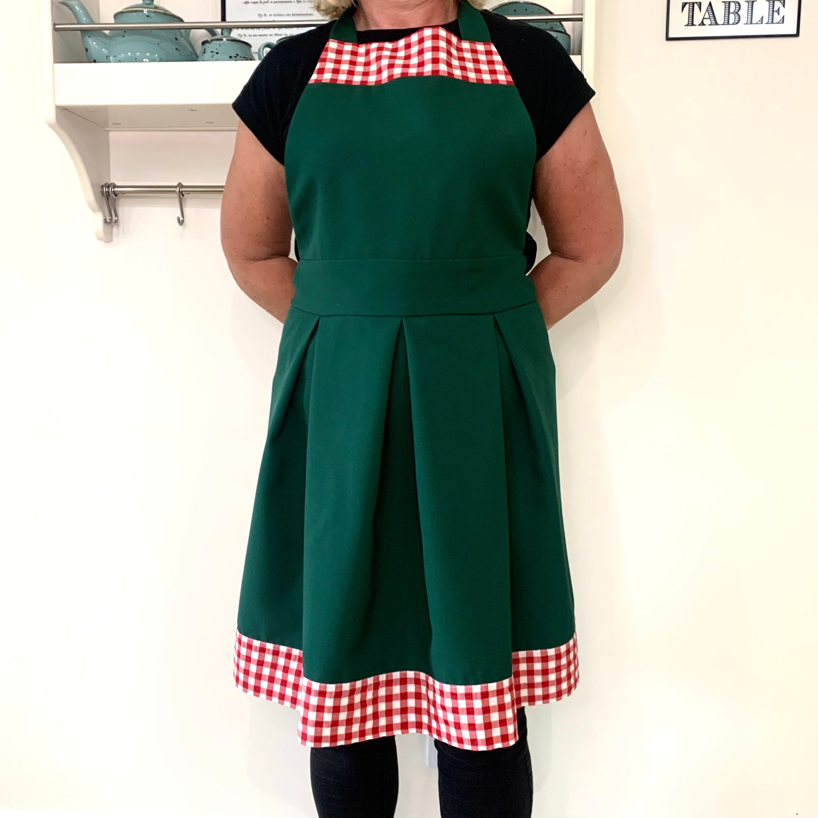 Green Kitchen Apron Pin up Apron for Women - Etsy