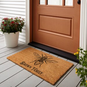 Custom Bee Doormat Bee Gift Personalized Bee Entryway Mat Beekeeper ...