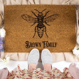 Custom Bee Doormat Bee Gift Personalized Bee Entryway Mat Beekeeper ...