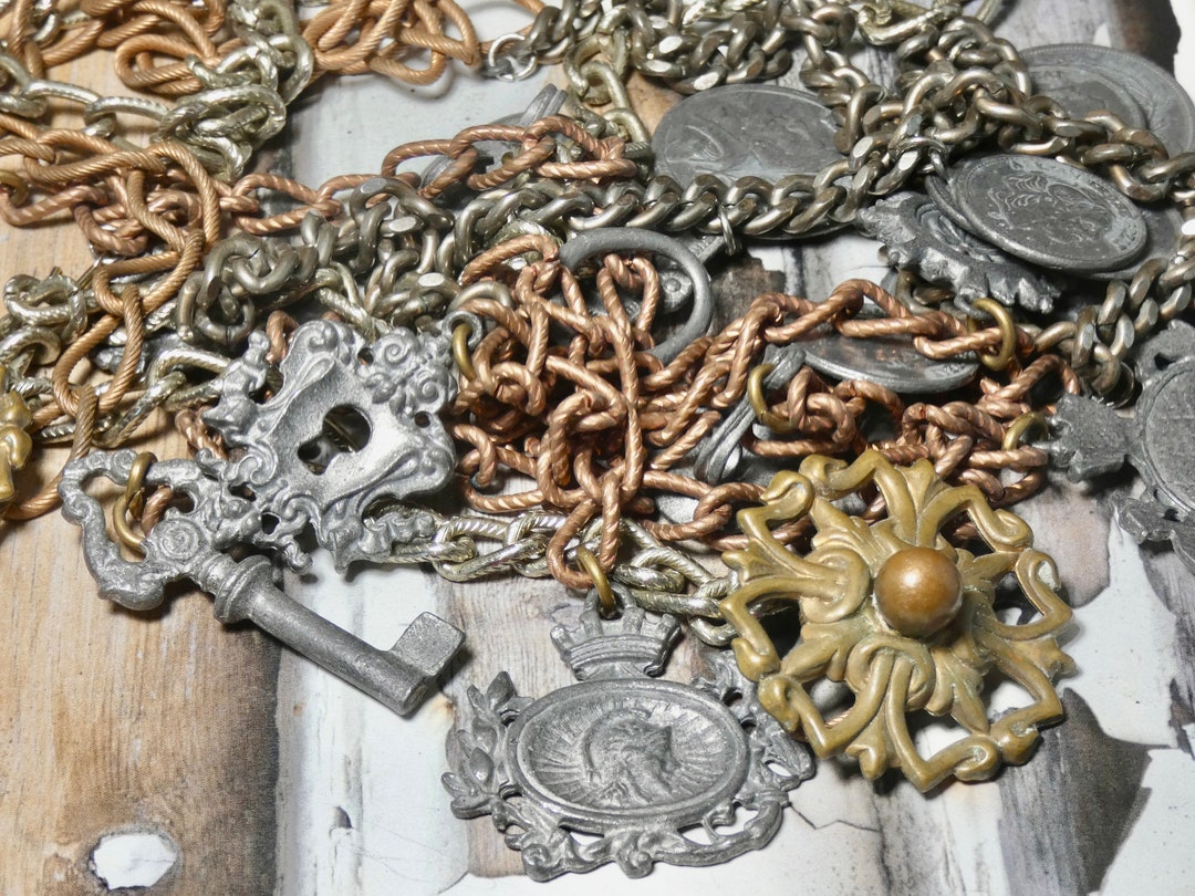Vintage Chunky Chain Assortment With Random Charms for Jewelry Making ...