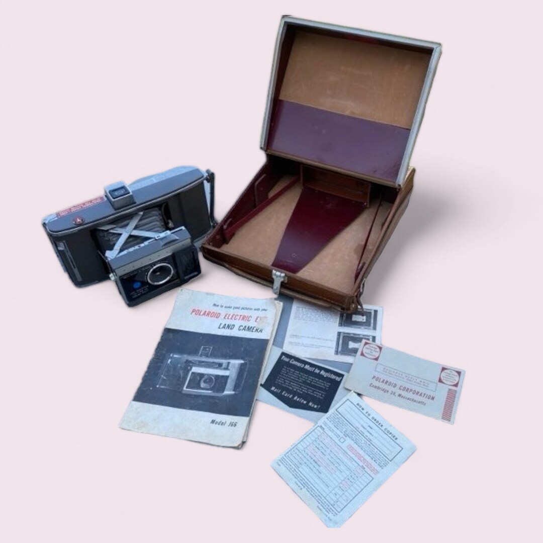 1960s Vintage Polaroid Electric Eye Land Camera J66 W Leather Case ...