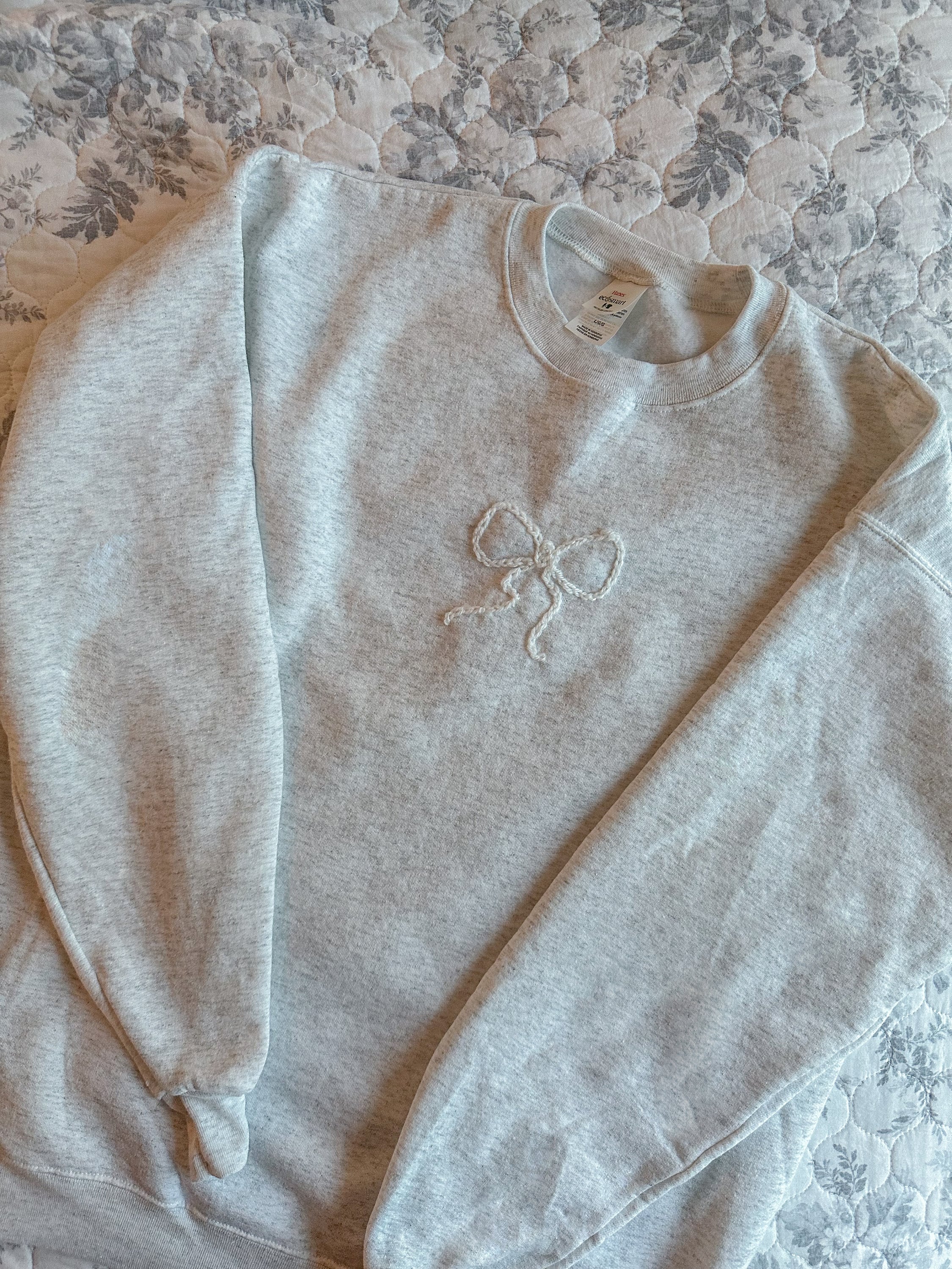 Hand-stitched Bow Crewneck Sweatshirt - Etsy