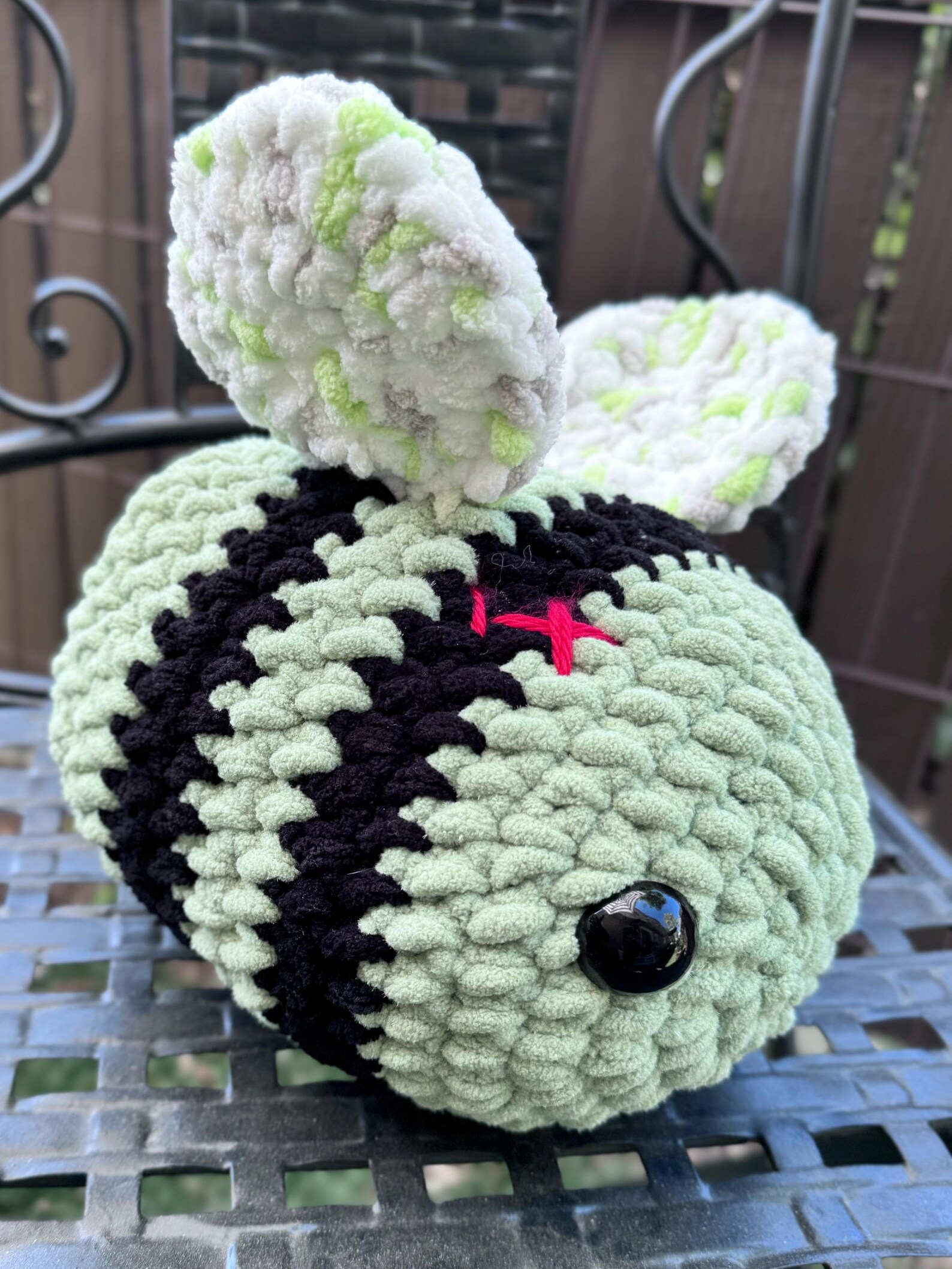 Handmade Crochet Zombie Bee Plushie: Halloween Spooky Decor - Etsy