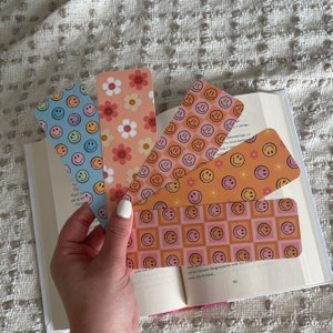 Retro Smile Floral Laminated Bookmark | Smile Face Bookmark | Book Gift ...