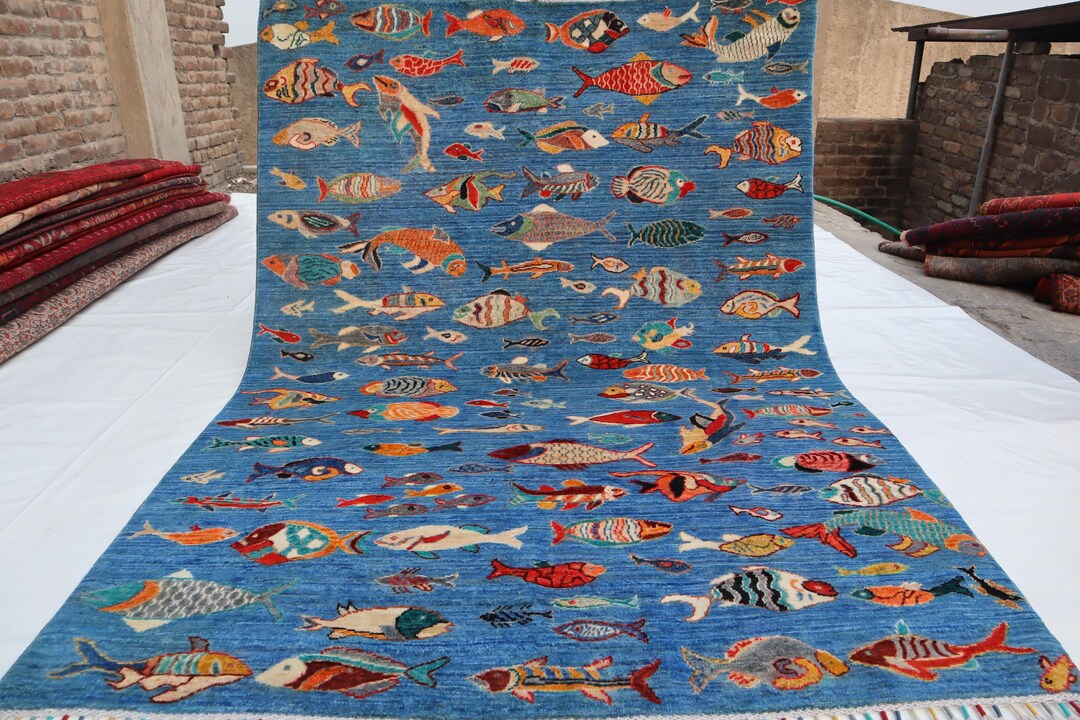 Modern Fish Design Rug, 5x7 Handmade Wool Rug, Vegetable Dyes Pictorial ...