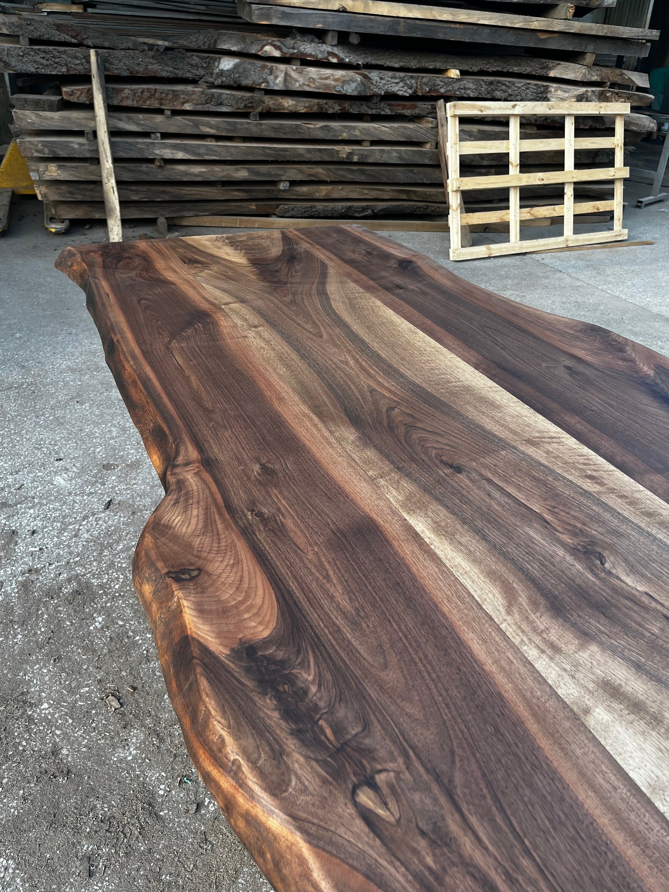 Living Edge Handmade Wood Table, Vivid Edge Wood Dining Kitchen Table ...