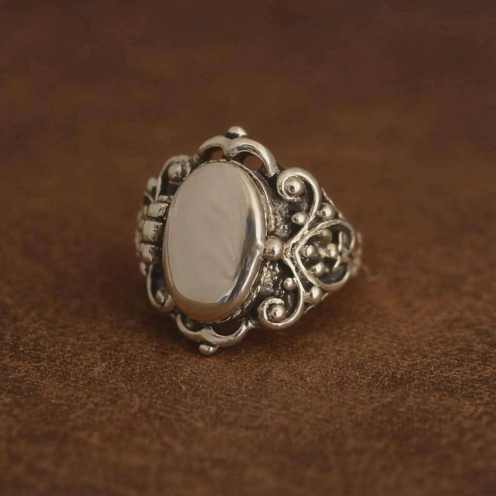 Gothic Poison Ring, Secret Compartment Locket Ring, Vintage Silver ...