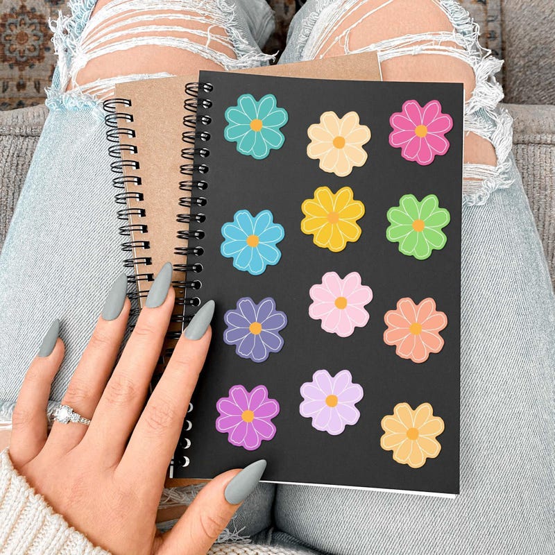 Mini Vinyl Daisy Sticker - Etsy