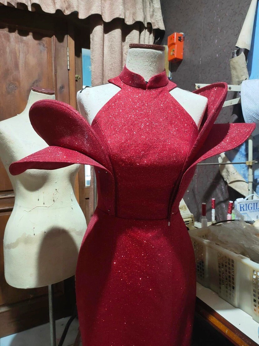 Dressmaker, Seamstress, Sewing Service, Tailor, Bespoke, Personalized ...