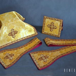 Roman Gold Chasuble Vestment With Hand Embroidery - Etsy