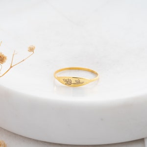Custom Birth Flower Ring Personalized Birth Month Flower Ring Dainty ...