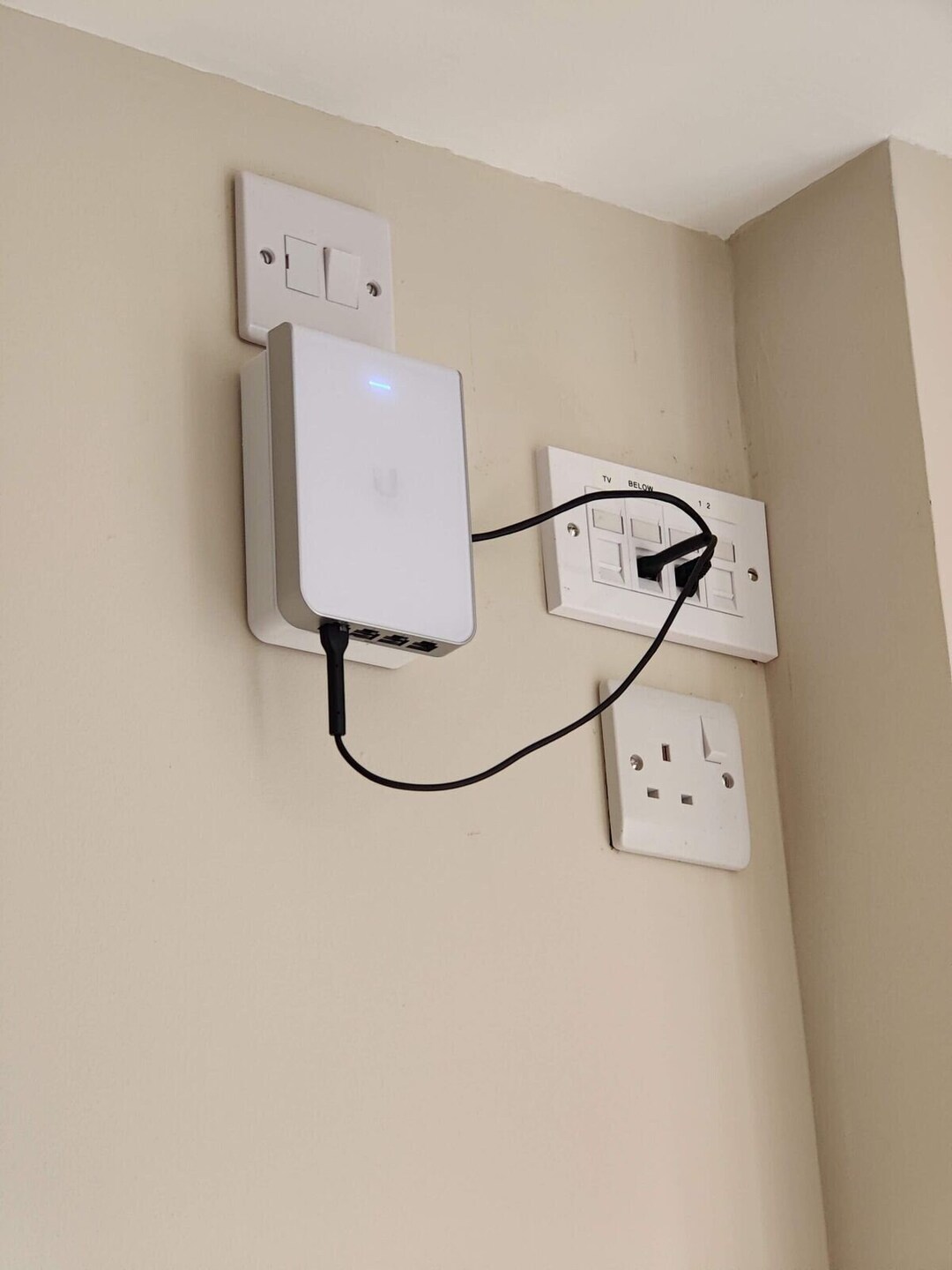 Surface Mount for Unifi U6 in Wall (U6-IW) - Etsy