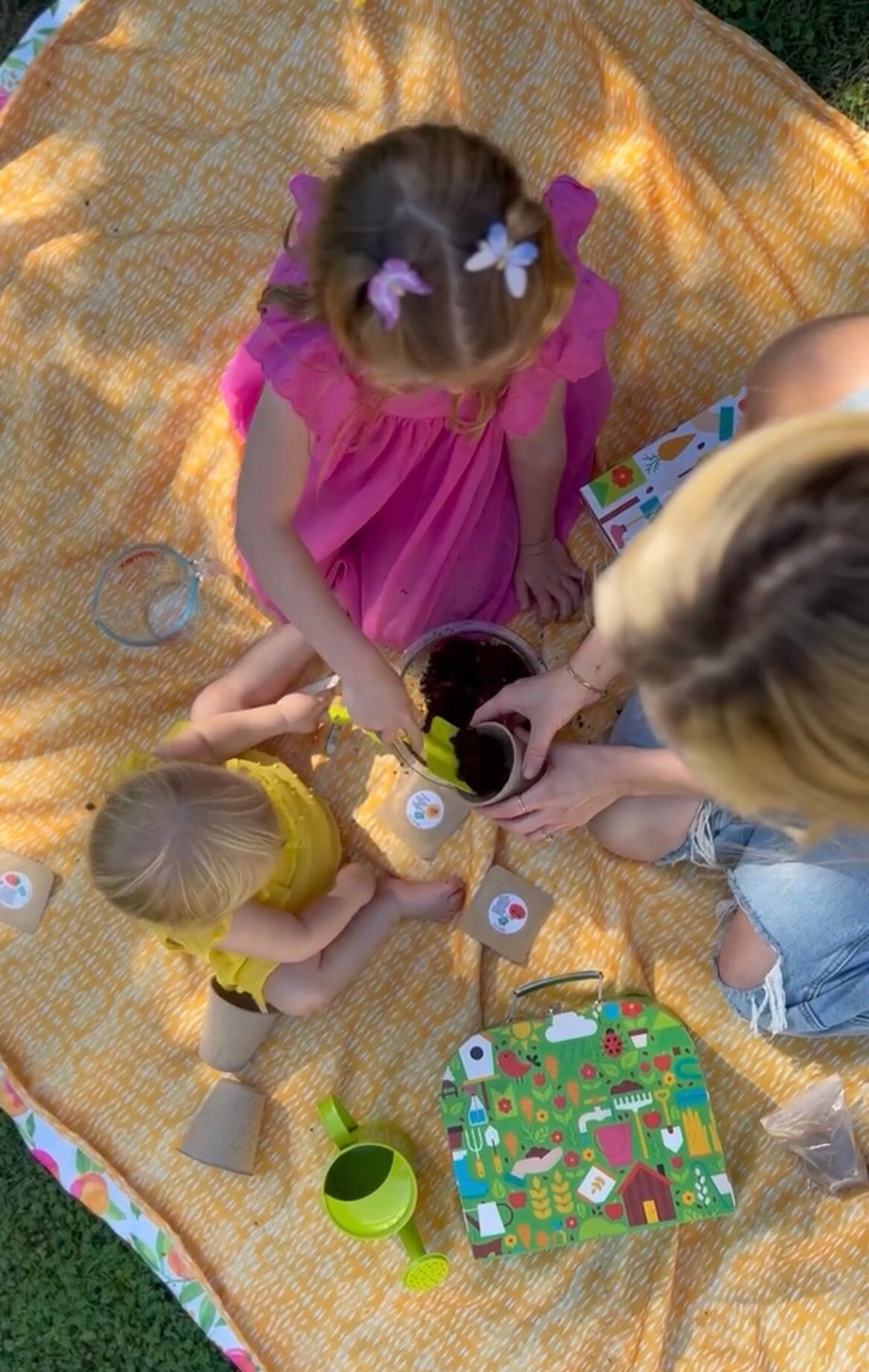 Kids Gardening Set W/ 2 Garden Tools, Watering Can, 3 Different Seeds ...