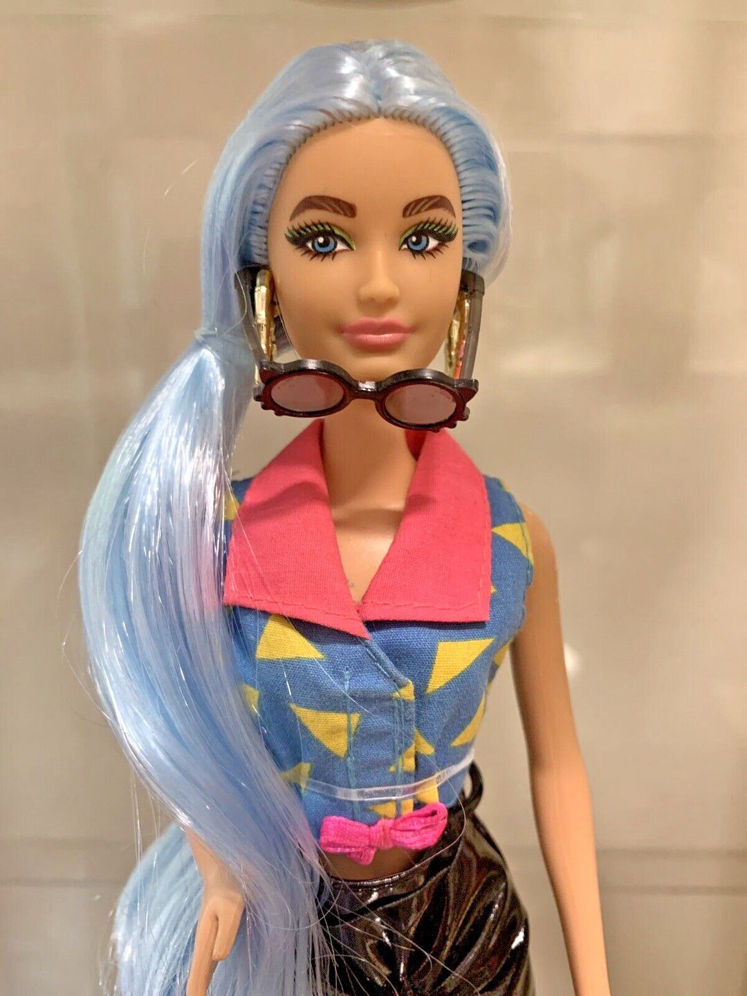 Mattel Barbie Extra Fashion Wheel Doll Skipper Face/ Blue Hair restyled ...
