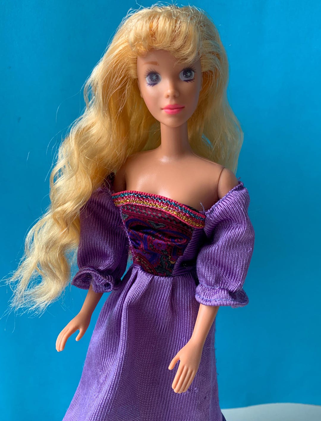 Mattel 1991 Disney Sleeping Beauty Barbie Doll in Gypsy Peasant Dress ...