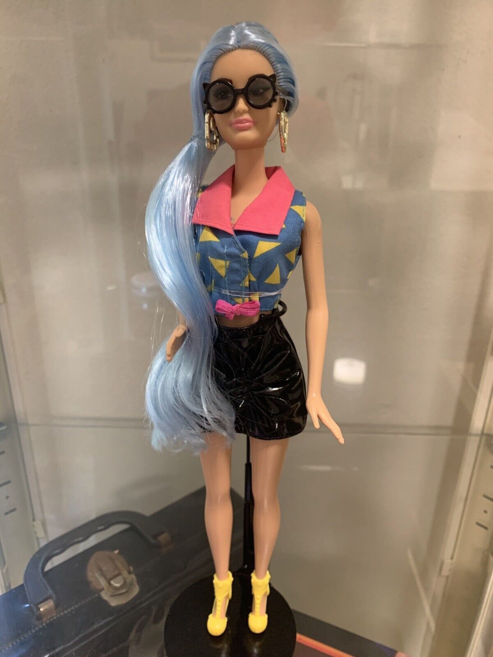 Mattel Barbie Extra Fashion Wheel Doll Skipper Face/ Blue Hair restyled ...
