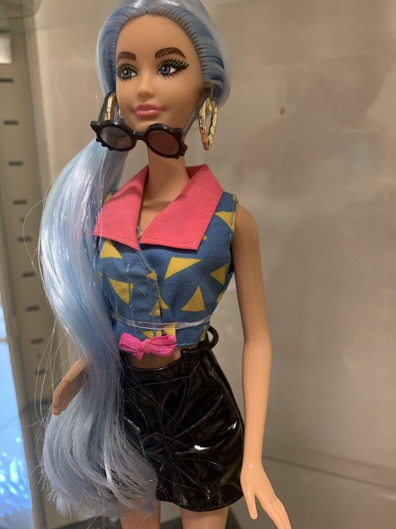Mattel Barbie Extra Fashion Wheel Doll Skipper Face/ Blue Hair restyled ...
