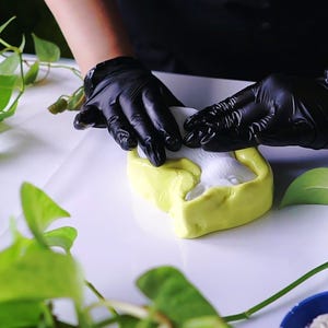 I-GUM - Silicone Putty for Mould Making by Resin Pro. Silicone Mould ...