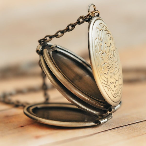 Folding Locket - Etsy