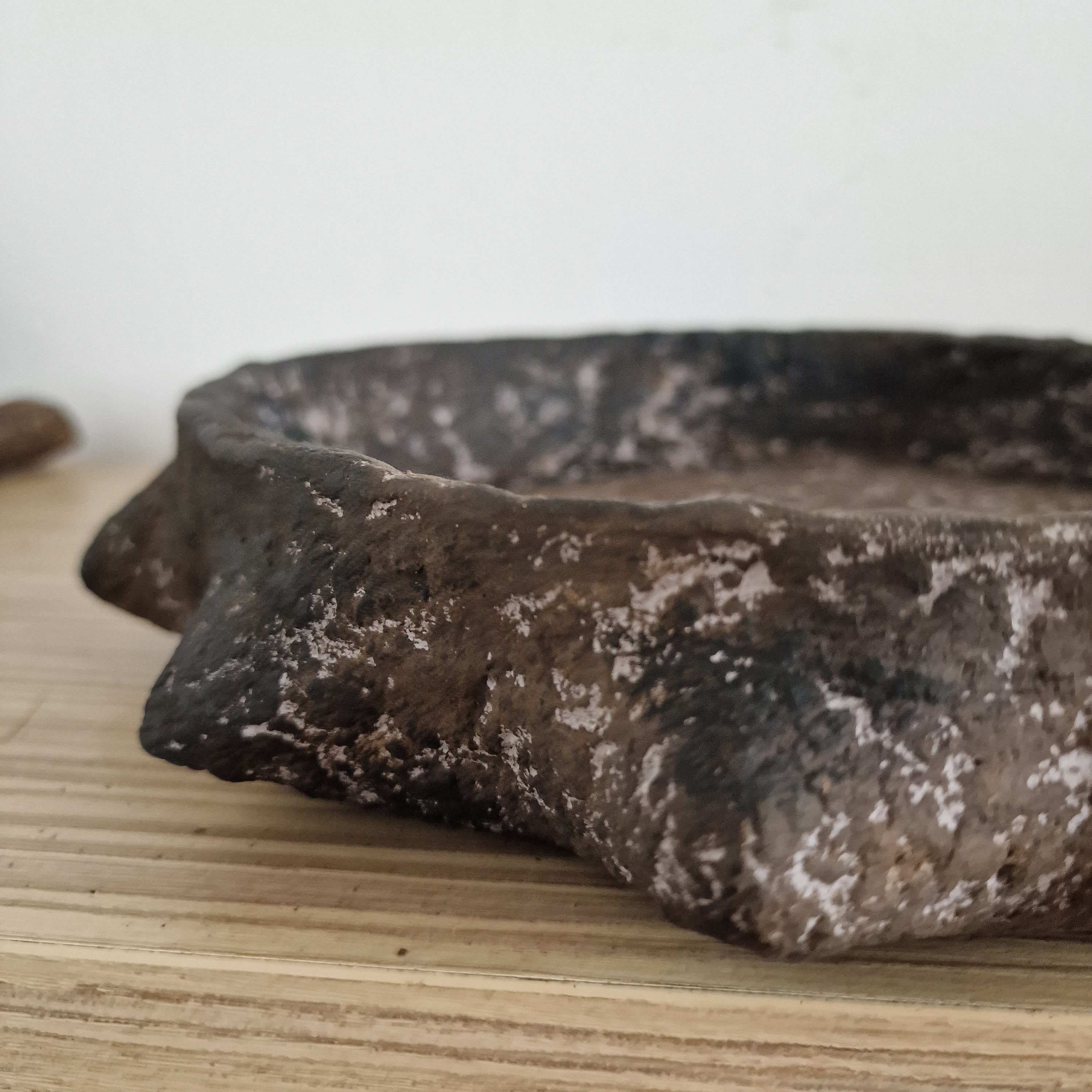 Paper Mache Tray, Organic Papier Mache, Round Speckled Bowl, Spiky Tray ...