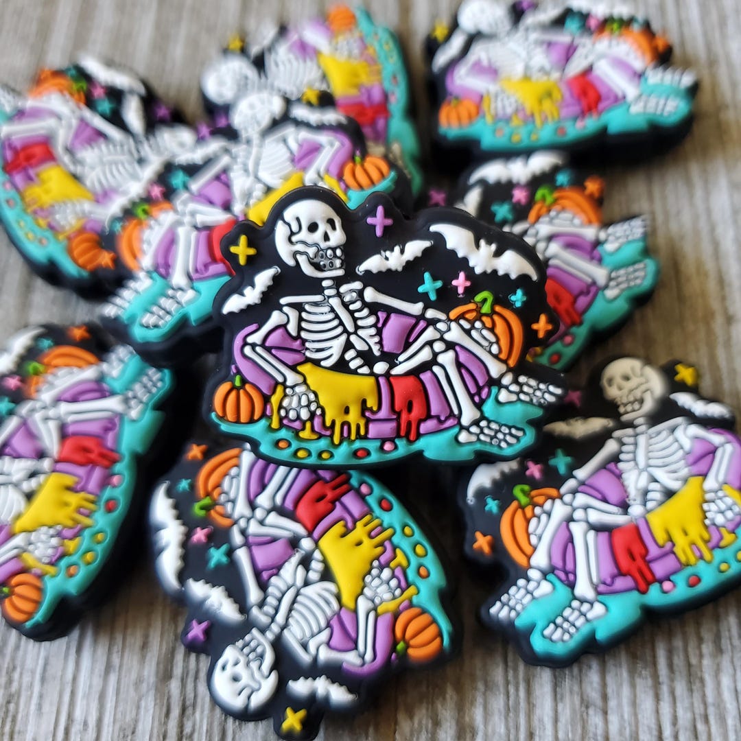 Floating Skelly Focal Beads - Etsy