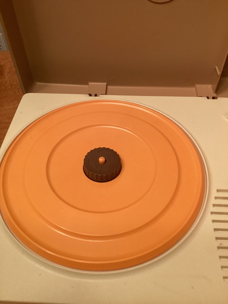 Fisher Price Vintage Brown Record Player Model 825. Excellent Condition ...