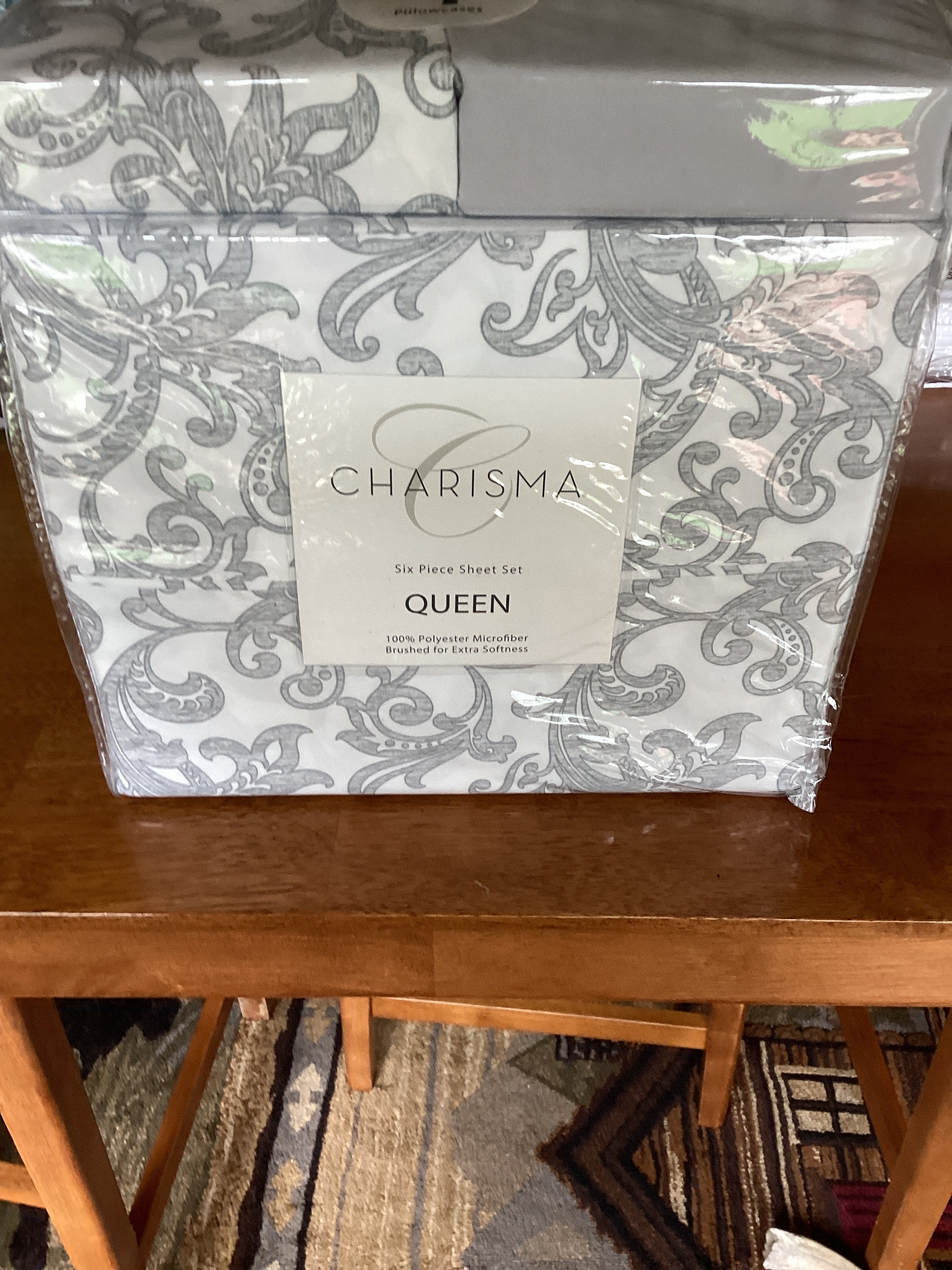 Charisma Vintage Six Piece Queen Sheet Set. 1 Flat Sheet, 1 Fitted ...