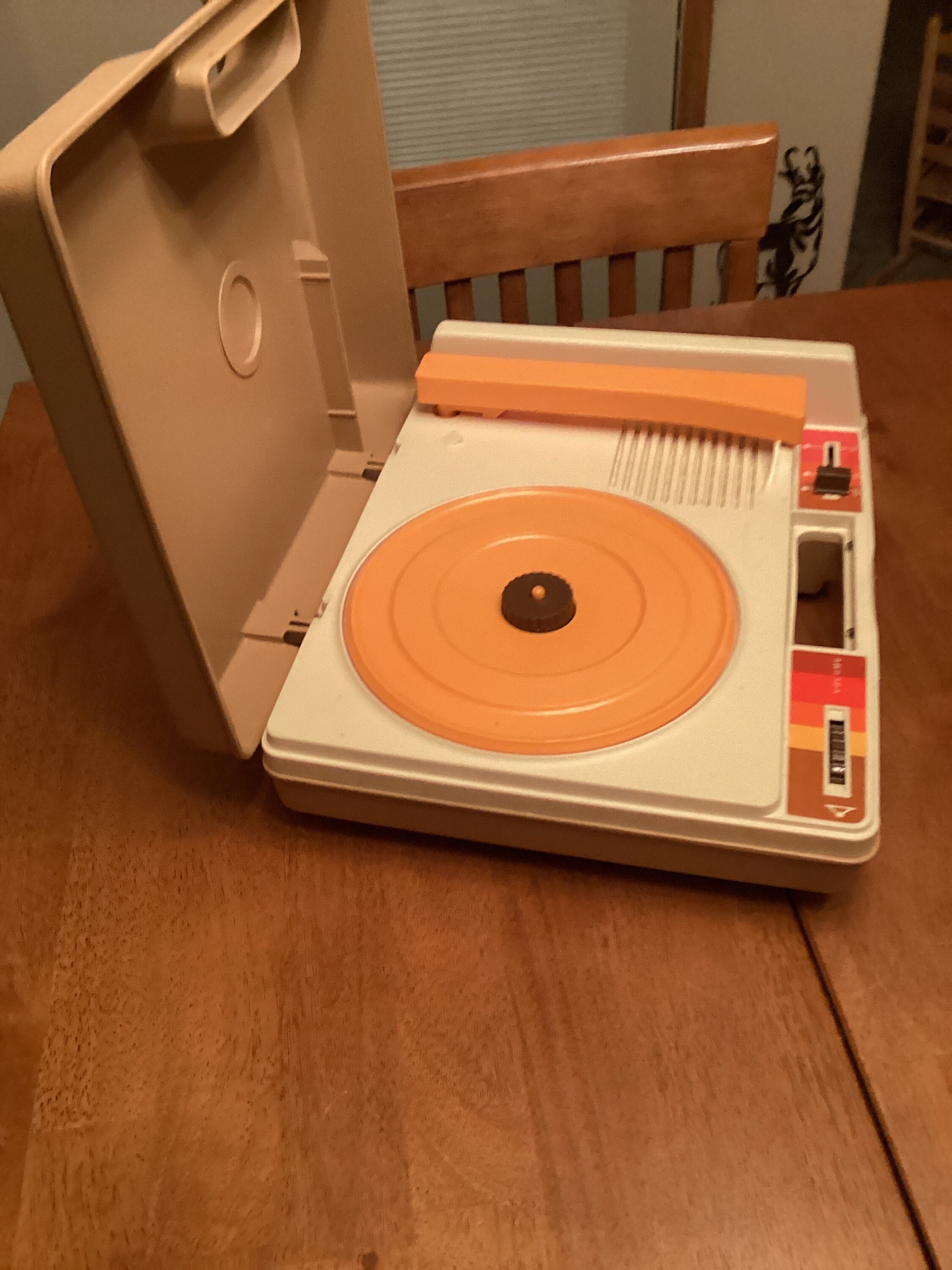 Fisher Price Vintage Brown Record Player Model 825. Excellent Condition ...