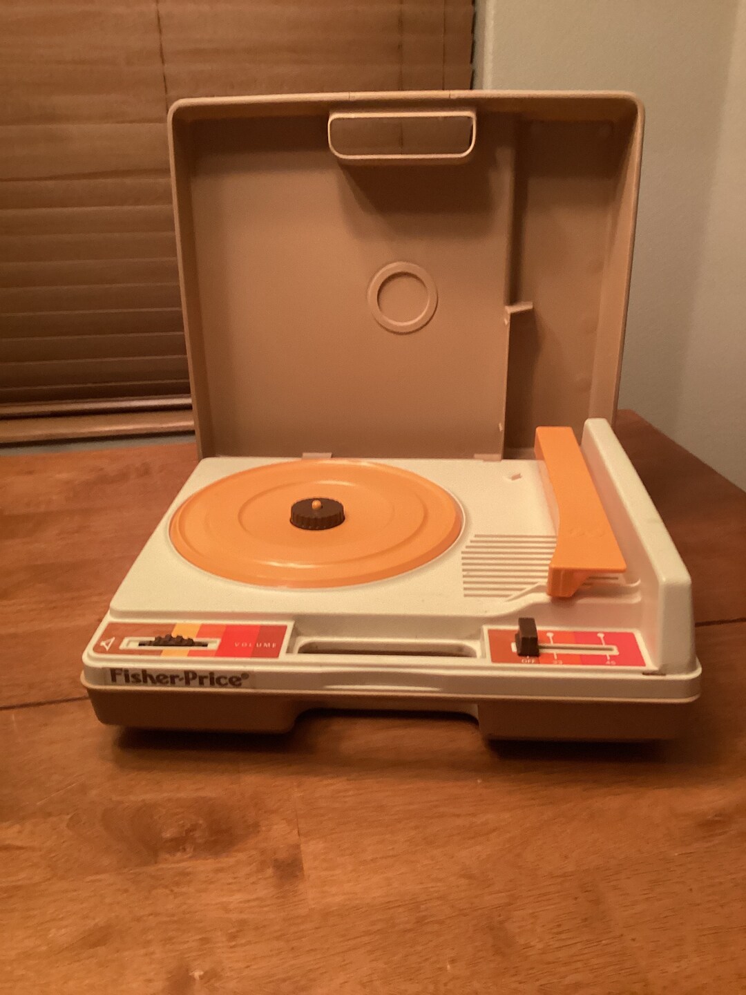 Fisher Price Vintage Brown Record Player Model 825. Excellent Condition ...