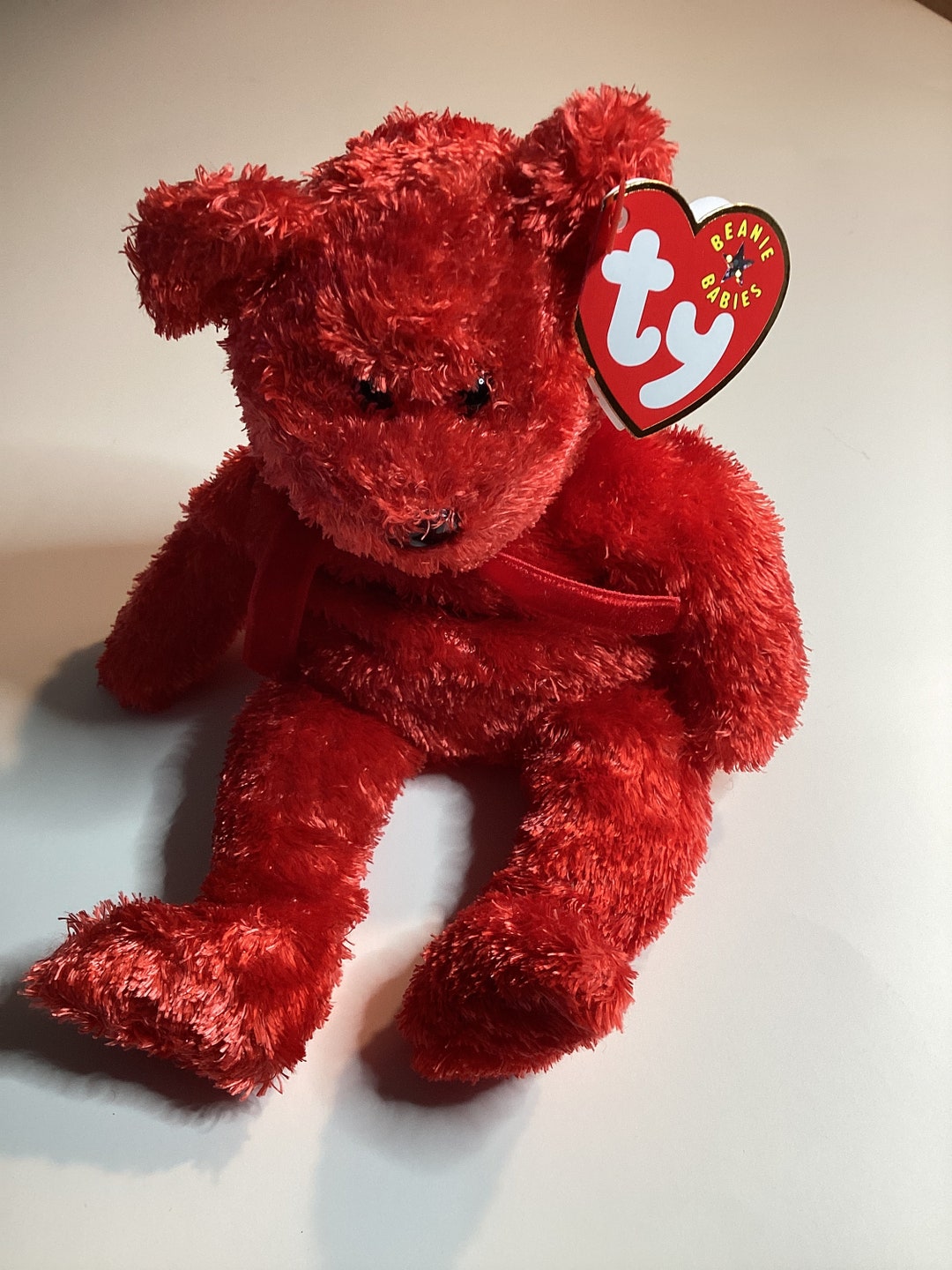 Ty Beanie Babies Collection Bear in Bright Red Names sizzle. Thats One ...