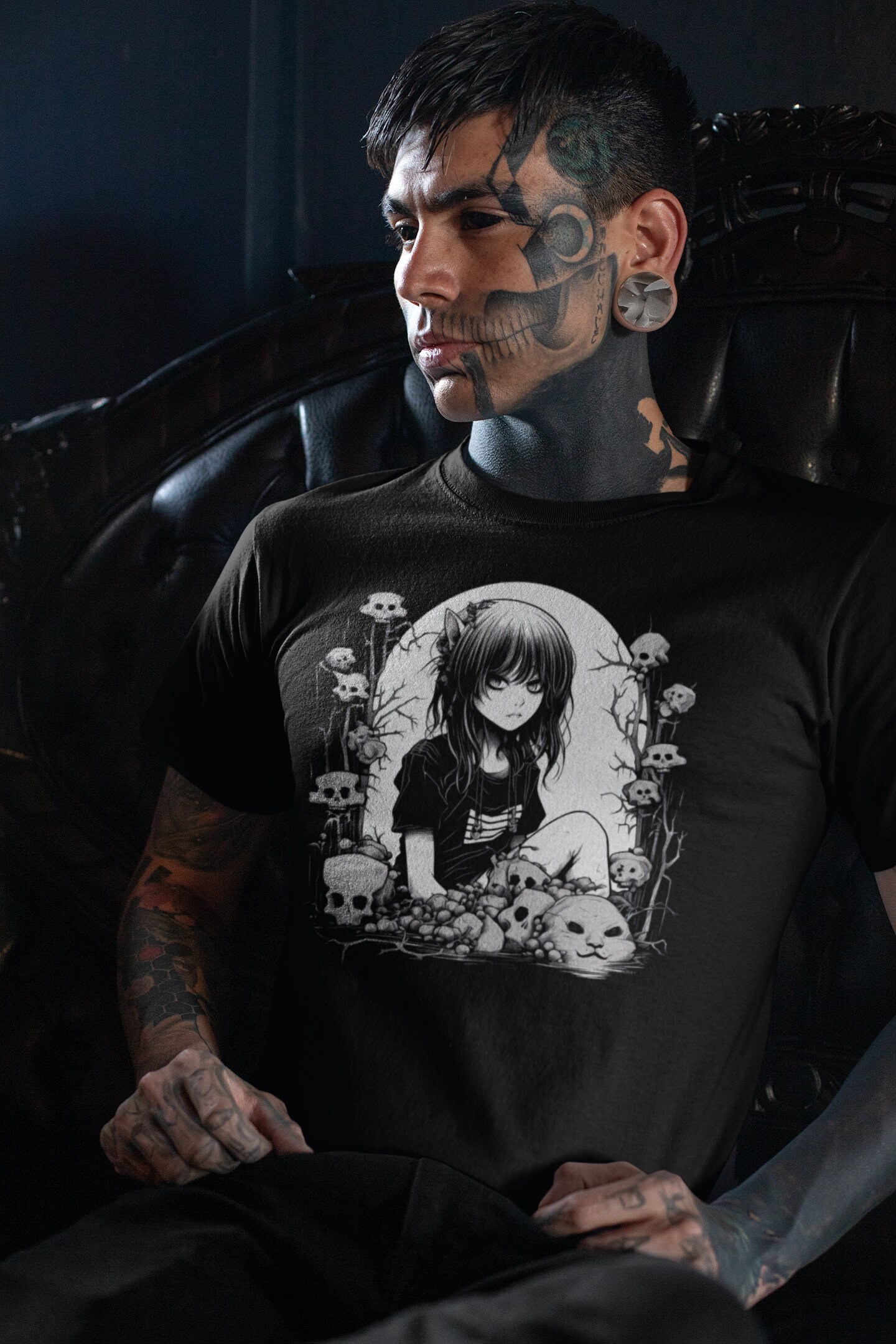 Emo Anime Girl T-shirt, Goth Anime T-shirt, Goth Girl T-shirt, Alt ...