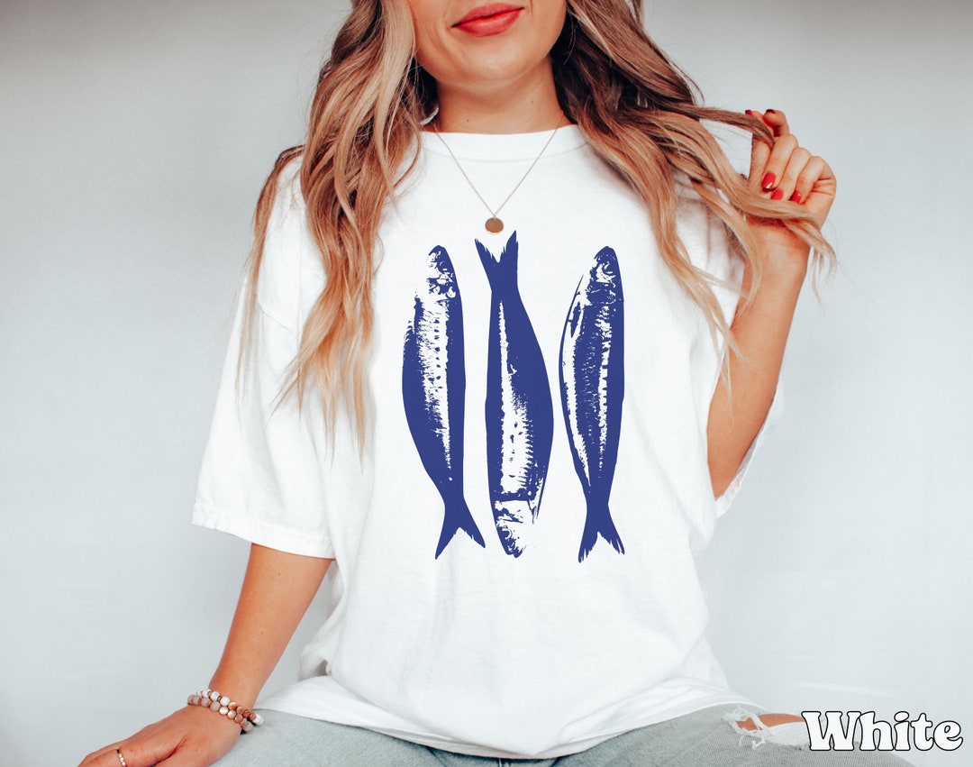 Comfort Colors® Sardine Trio Photoreal Shirt, Blue Sardines Oceancore ...