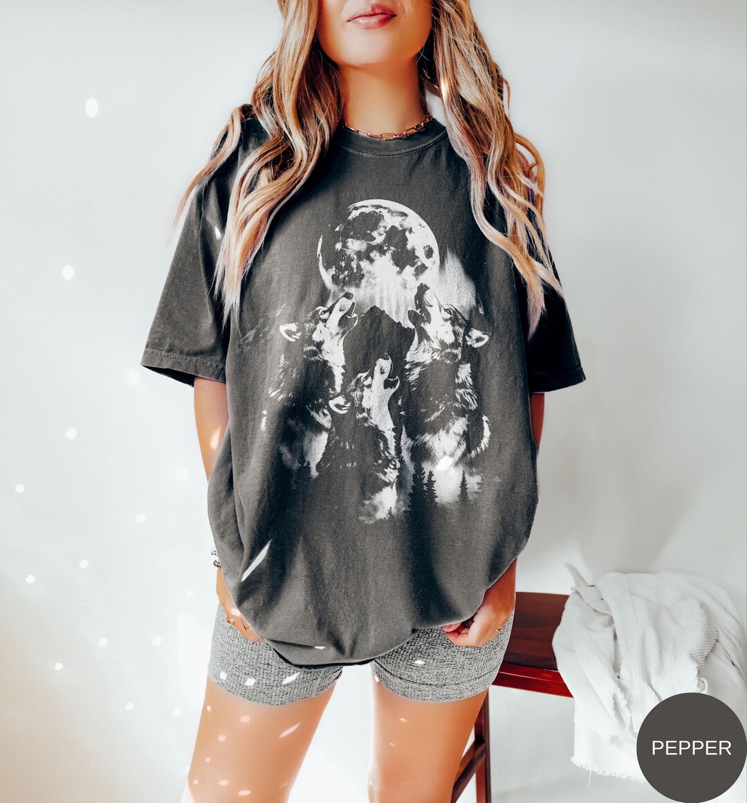 Comfort Colors® Howling Wolves Shirt 3 Wild Grey Wolves Retro 90s Tee ...
