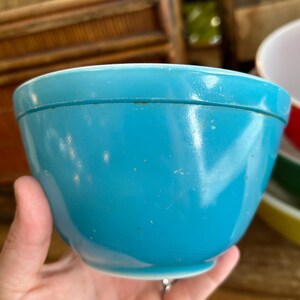 Vintage Pyrex Primary Colors Nesting Bowls. Pyrex Mixing Bowls Set of 4 ...