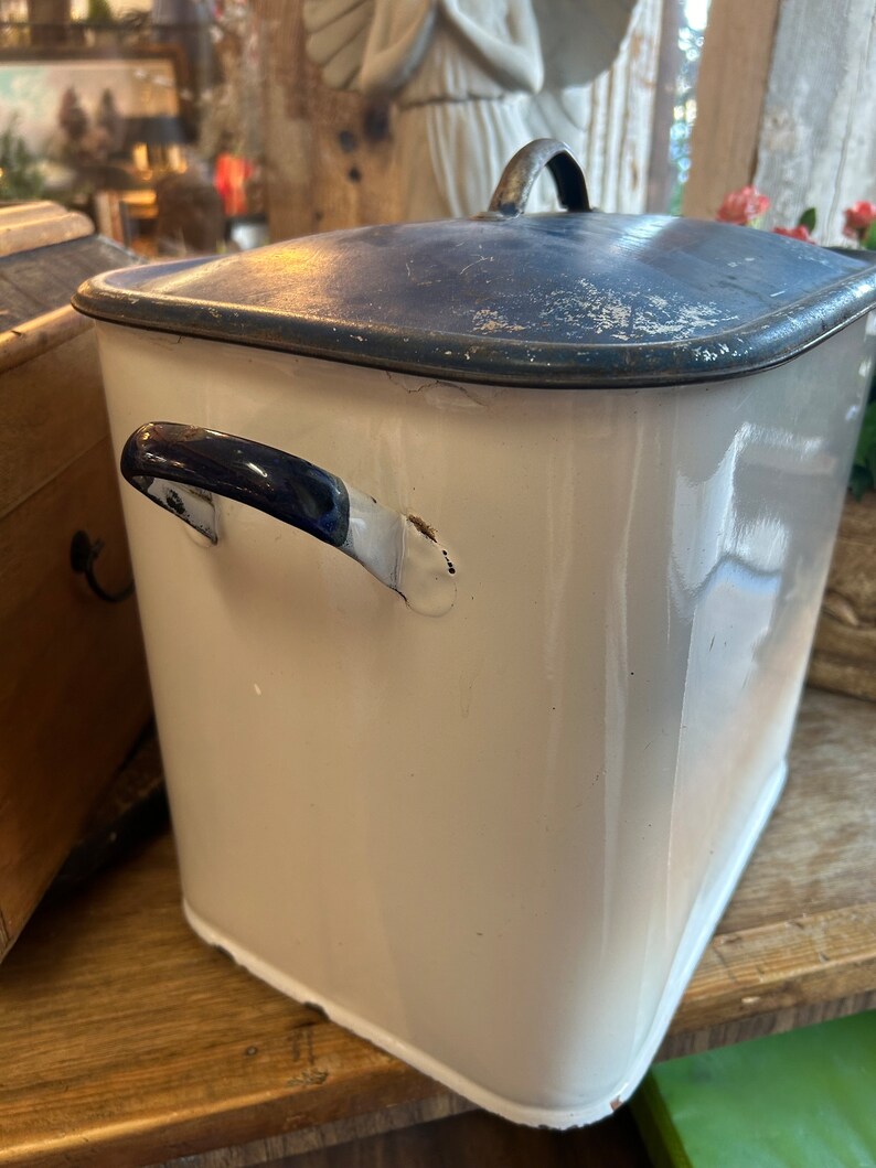 Vintage Bread Box. Vintage Enamel Bread Box. Large Enamel Bread Box ...